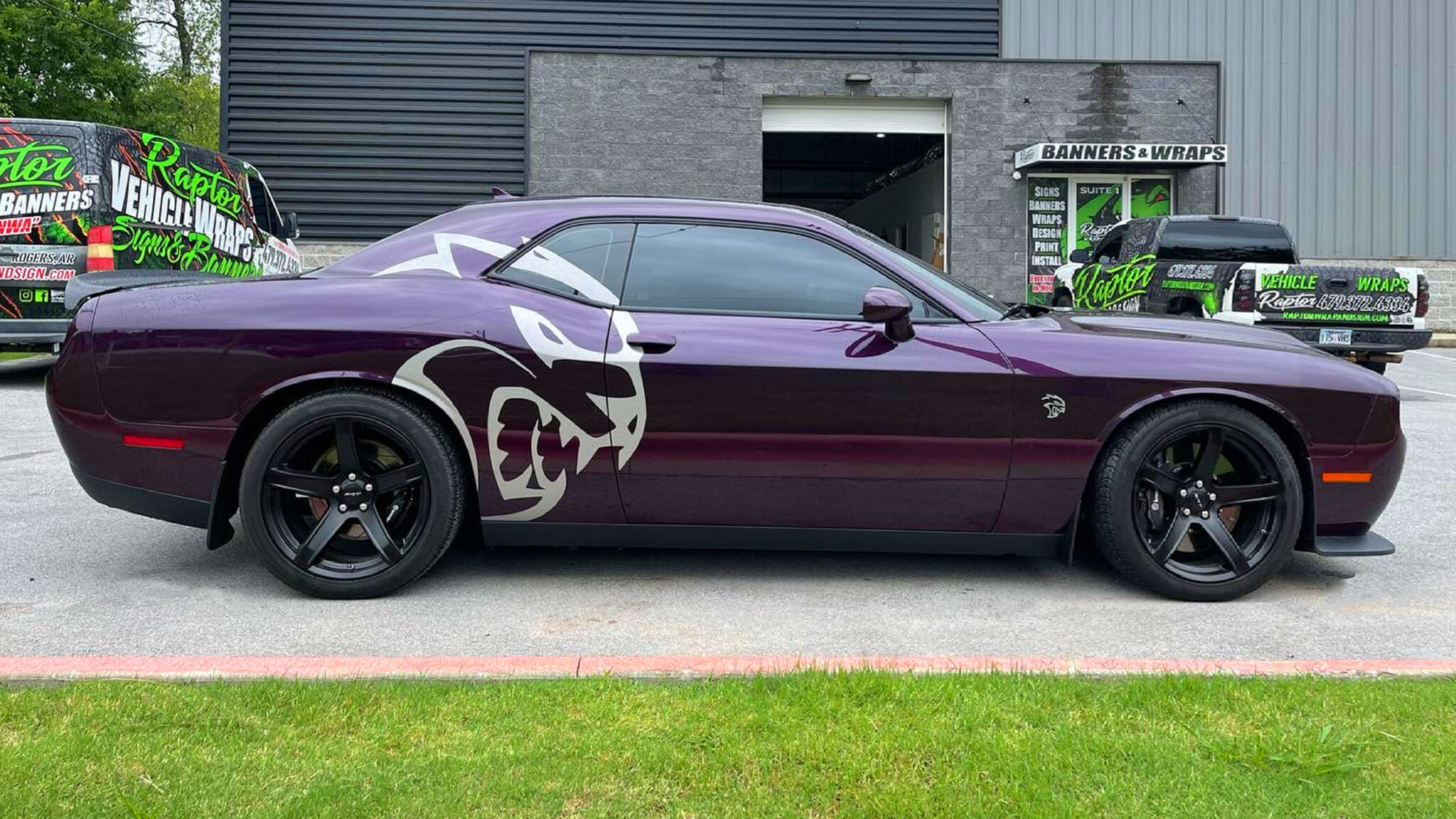 Hellcat Brushed Aluminum Graphics - Raptor Wrap & Sign